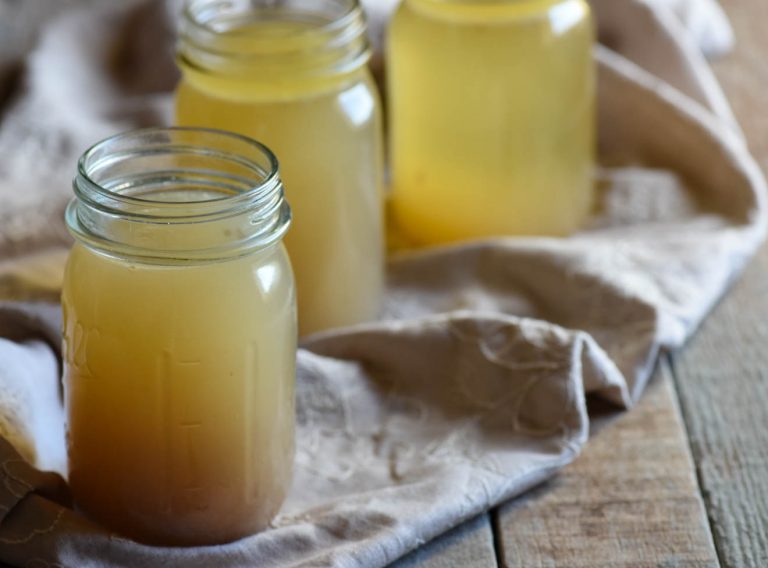 Leftover Turkey Bone Carcass SuperFood Stock – Bulgarian Cooking